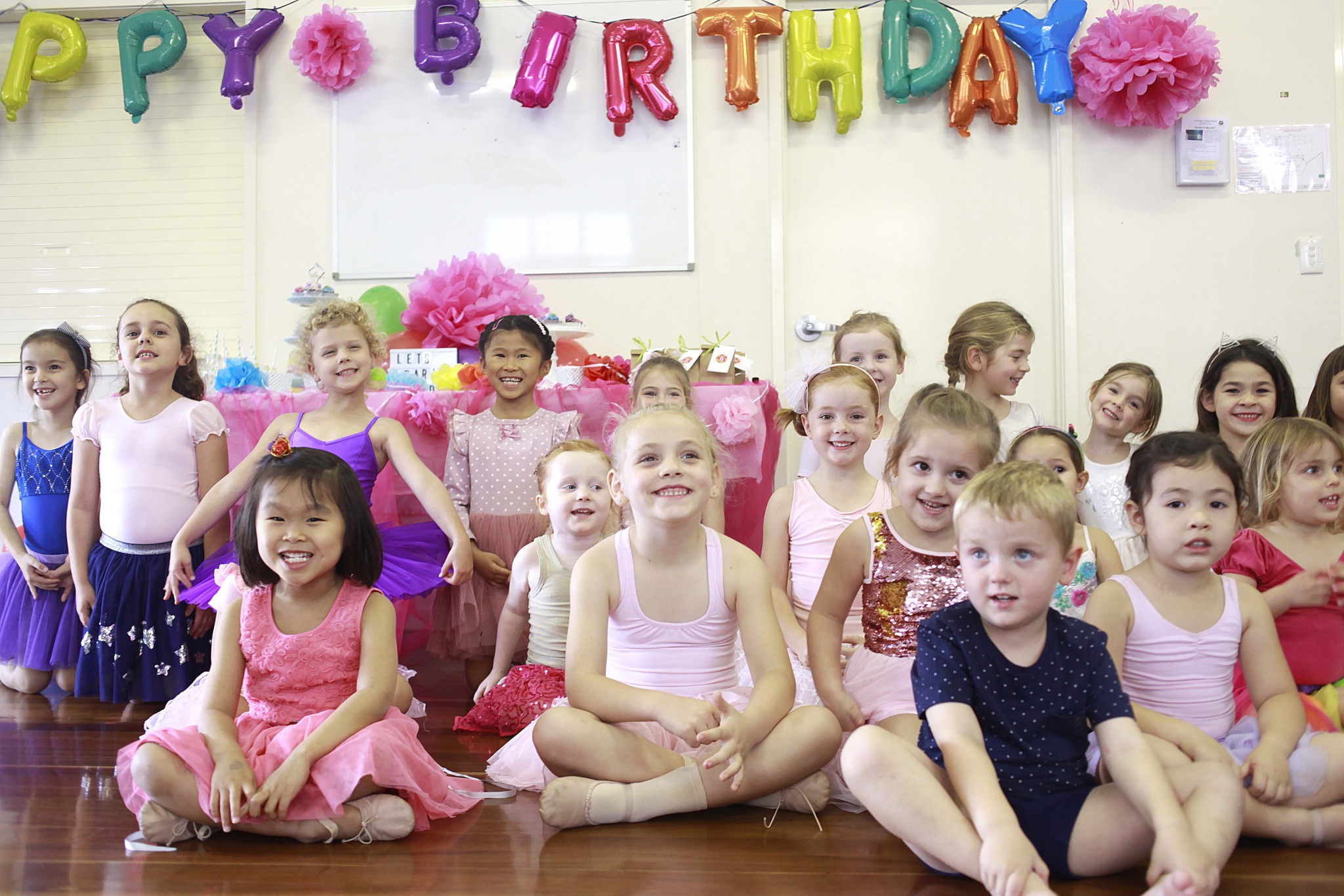 6 Rules for Children's Party Invitations - Dancing Queen Parties